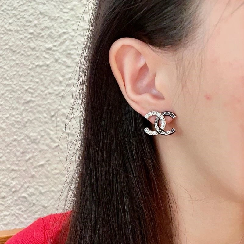 Top mirror Chanel Earrings