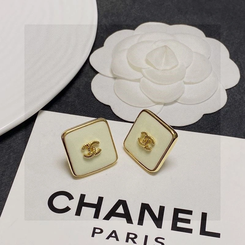 High accuracy Chanel Earrings
