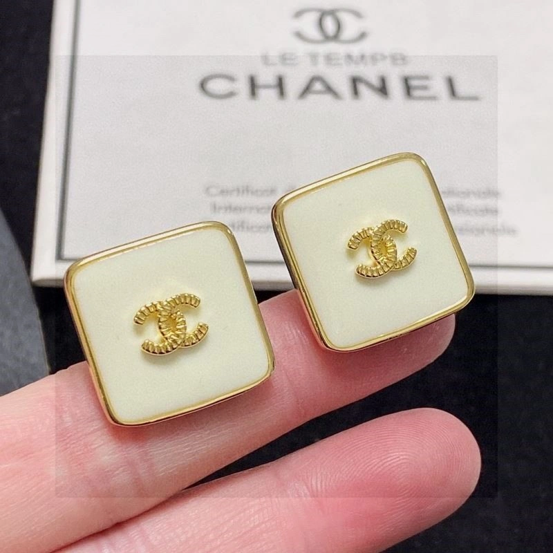 High accuracy Chanel Earrings