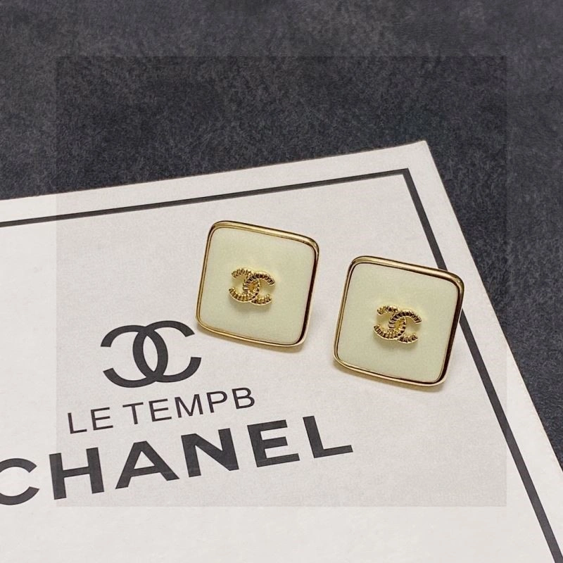 High accuracy Chanel Earrings
