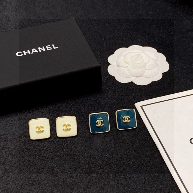 Accurate model Chanel Earrings