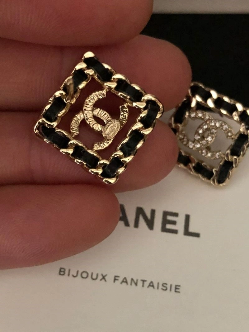 Legit Chanel Earrings