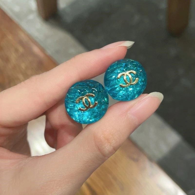 Top match Chanel Earrings