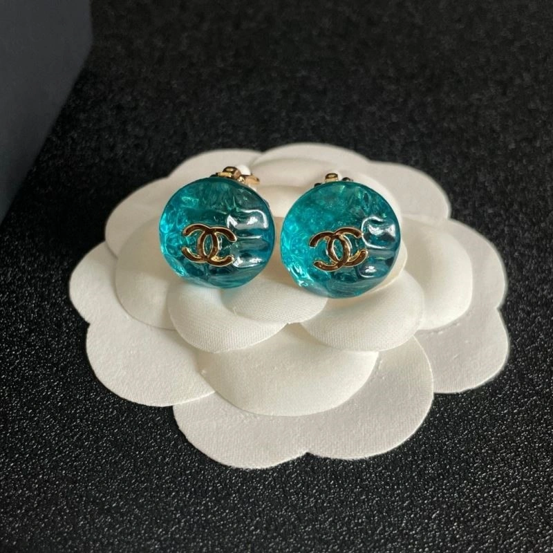 Top match Chanel Earrings