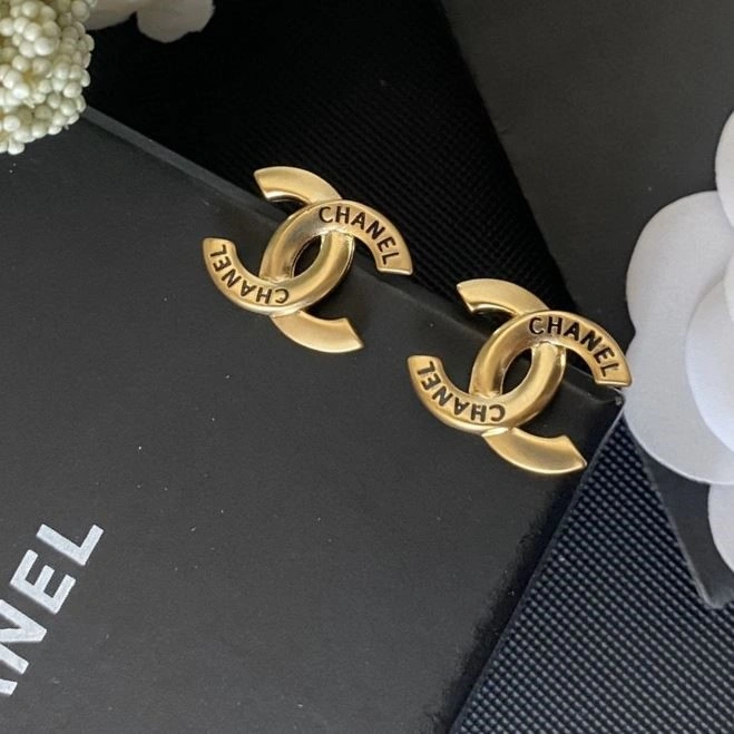 Discounted Chanel Earrings