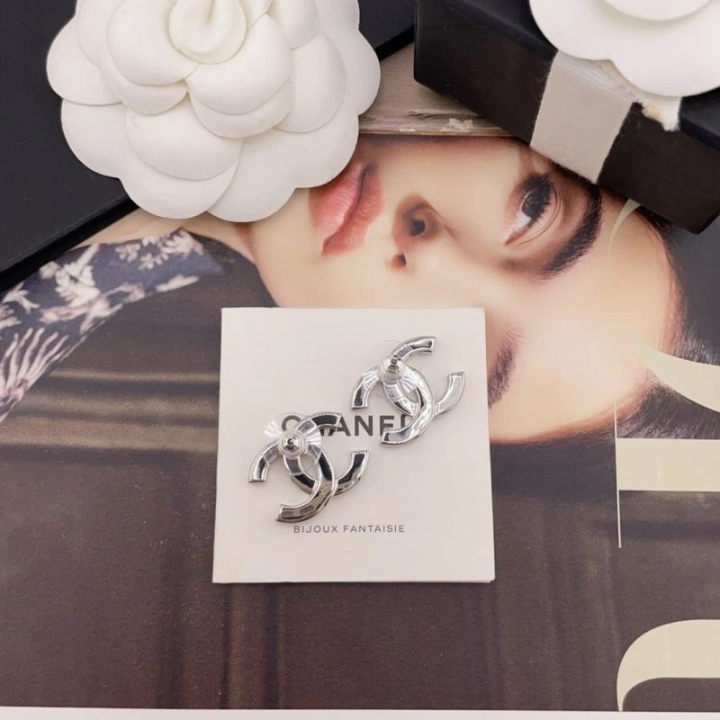 Low-cost Chanel Earrings