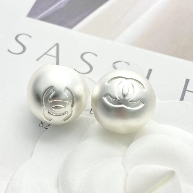 High accuracy Chanel Earrings
