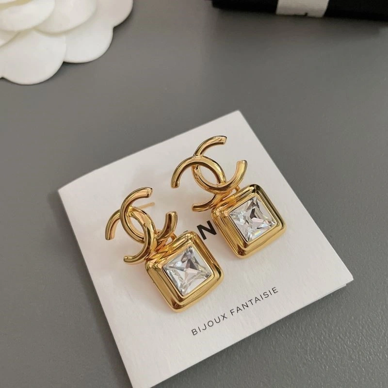 Top match Chanel Earrings