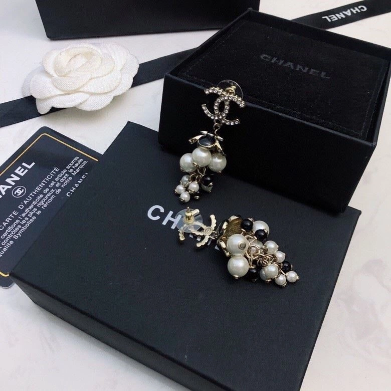 Low-cost Chanel Earrings