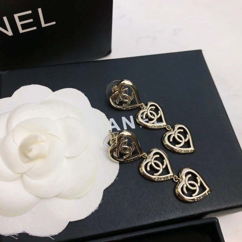 High accuracy Chanel Earrings