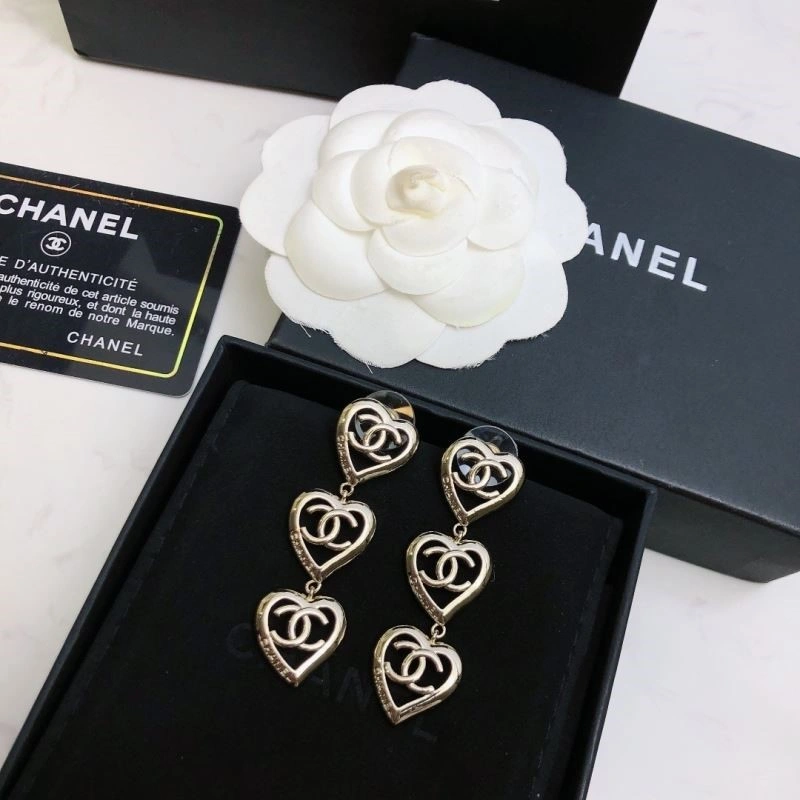High accuracy Chanel Earrings