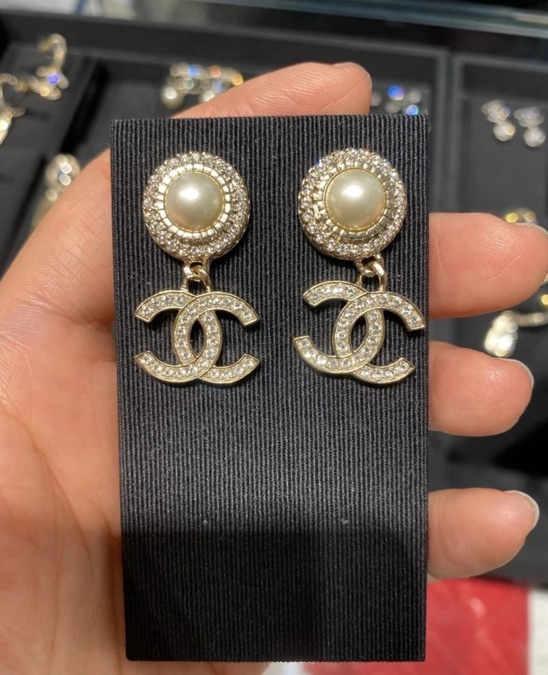 Accurate model Chanel Earrings