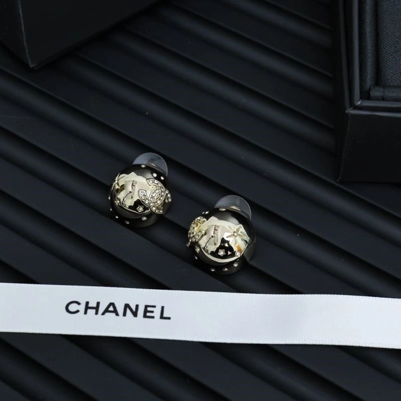 Low-cost Chanel Earrings