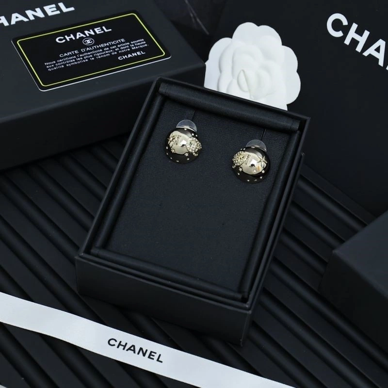 Low-cost Chanel Earrings