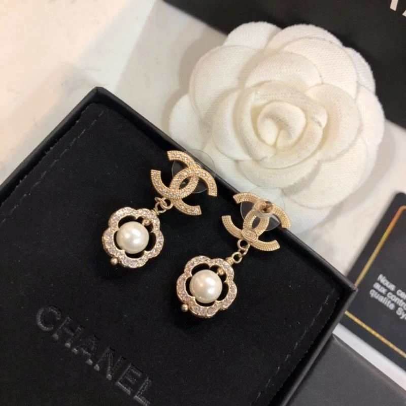 Low-cost Chanel Earrings