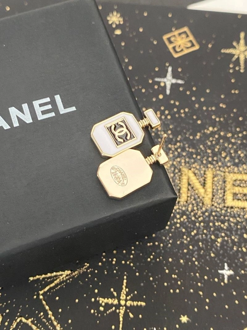 High accuracy Chanel Earrings