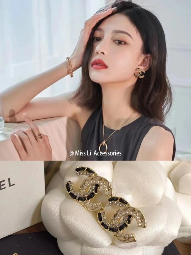 Low-cost Chanel Earrings
