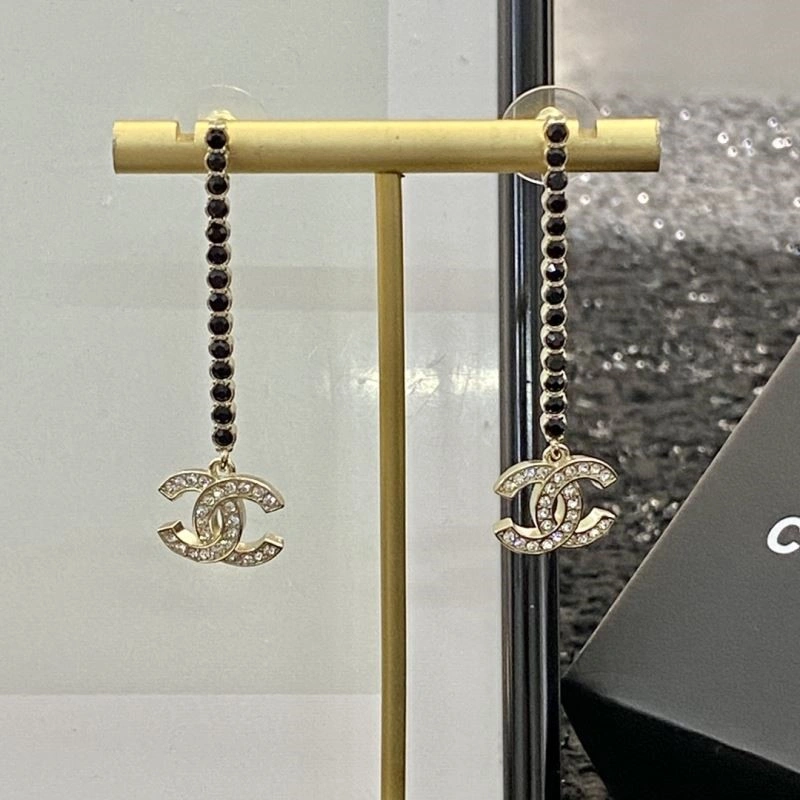 Top match Chanel Earrings