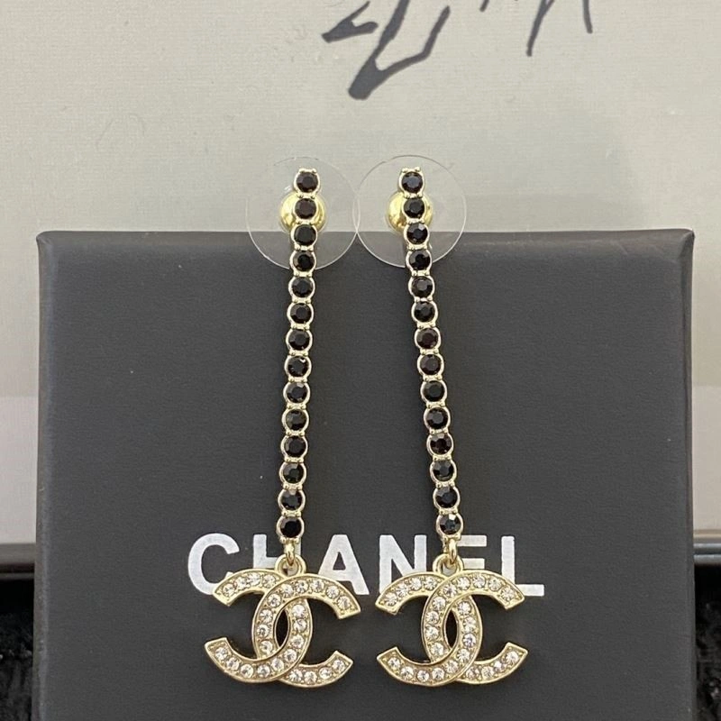 Top match Chanel Earrings