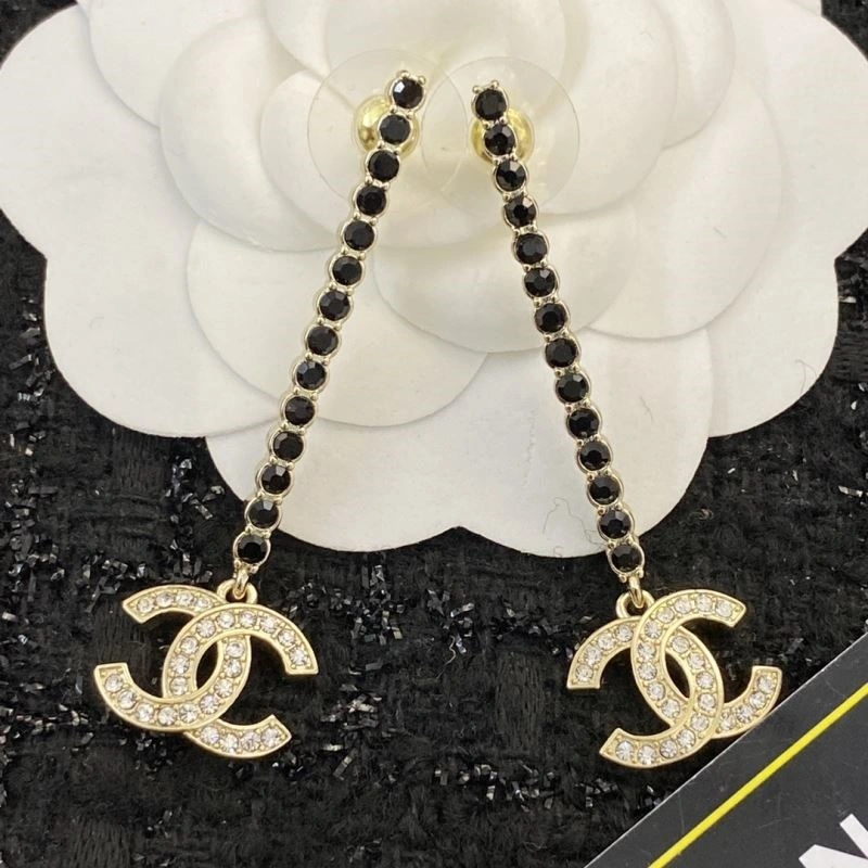 Top match Chanel Earrings