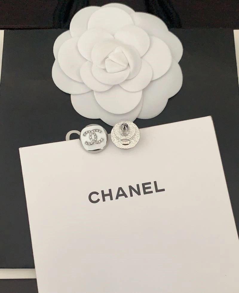 High accuracy Chanel Earrings