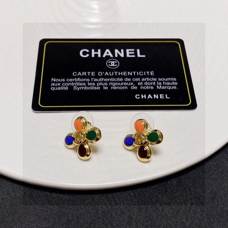 Top mirror Chanel Earrings