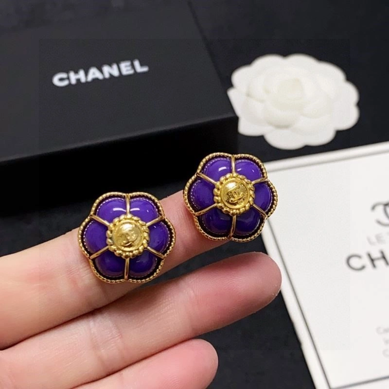 Top mirror Chanel Earrings
