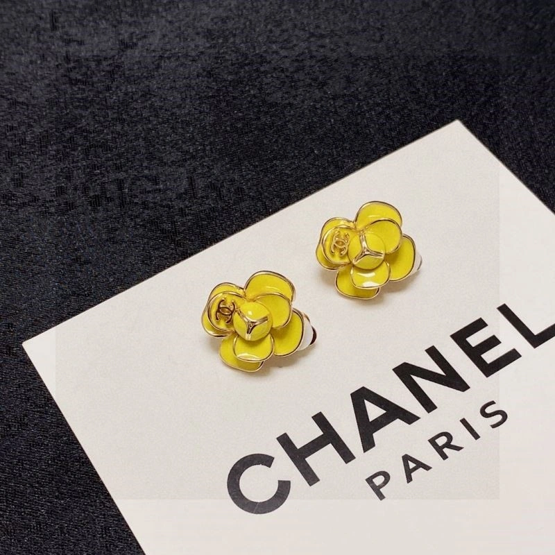 Top mirror Chanel Earrings