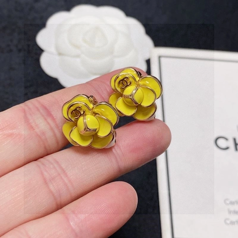 Top mirror Chanel Earrings