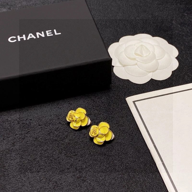 Top mirror Chanel Earrings