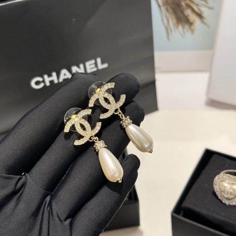 Low-cost Chanel Earrings