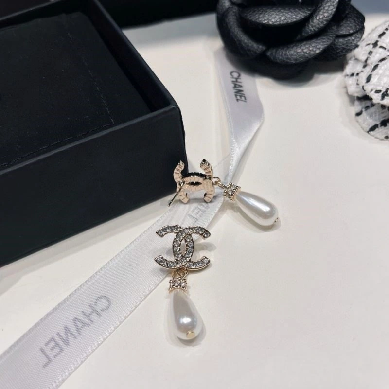 Low-cost Chanel Earrings