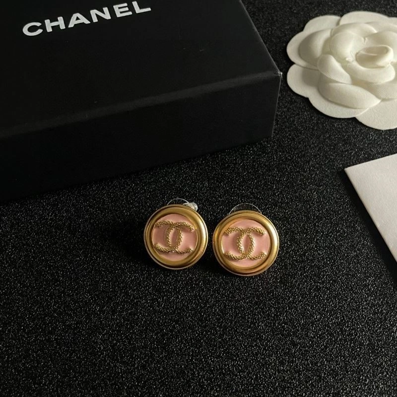 Top match Chanel Earrings