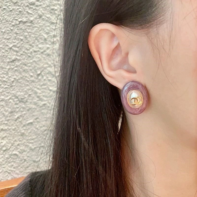 Top mirror Chanel Earrings