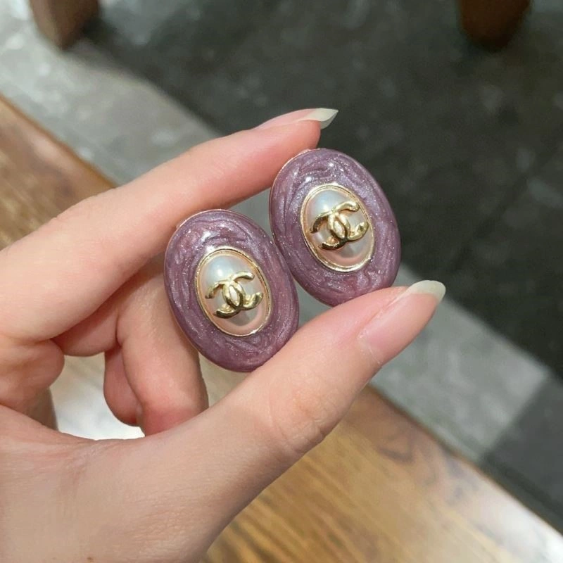 Top mirror Chanel Earrings
