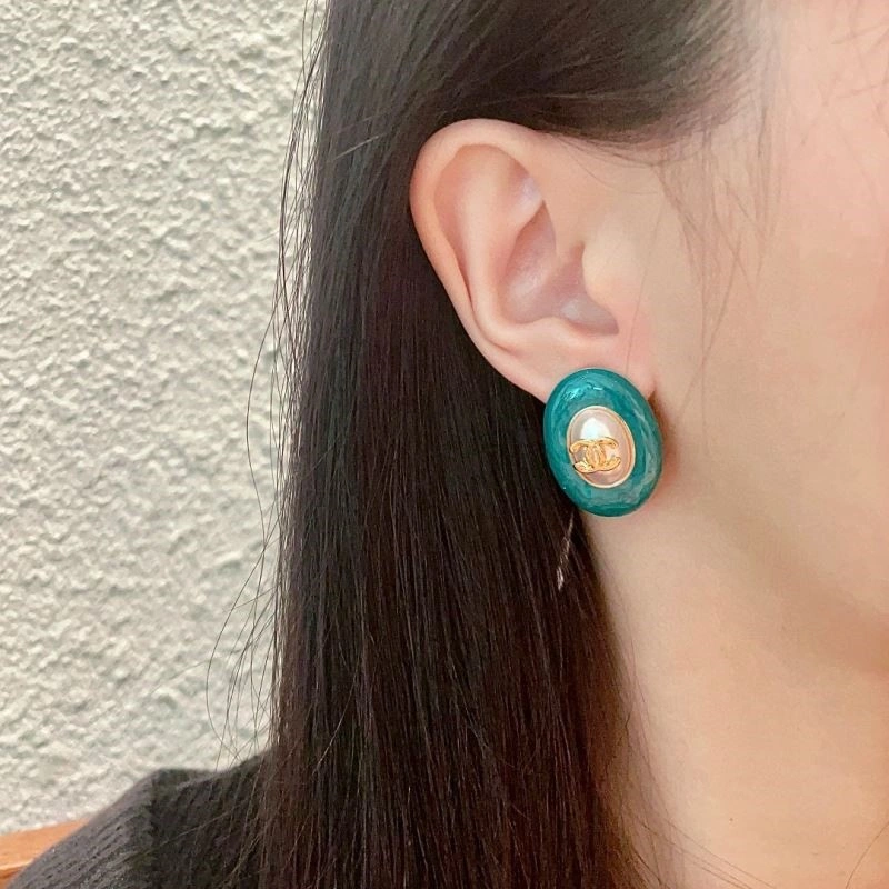 Accurate model Chanel Earrings