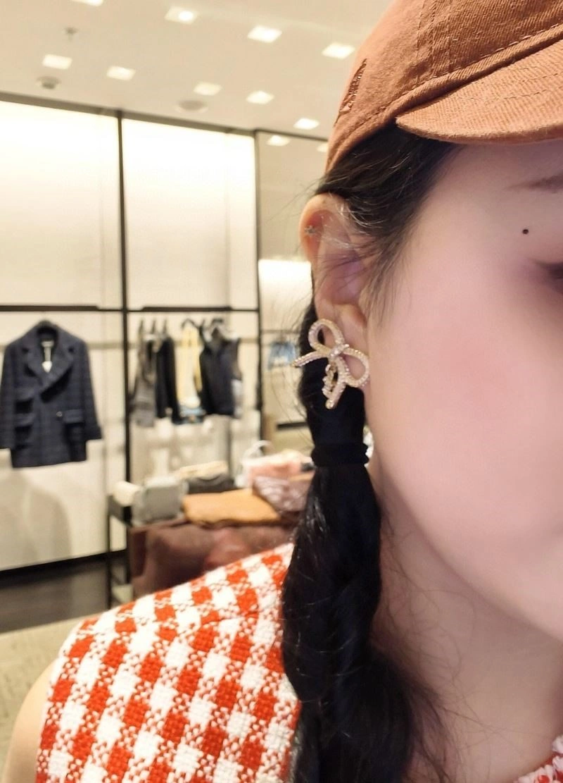 Low-cost Chanel Earrings