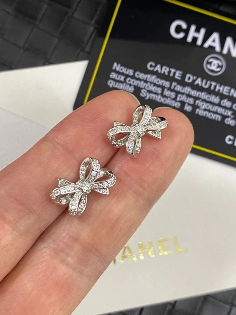 Top match Chanel Earrings