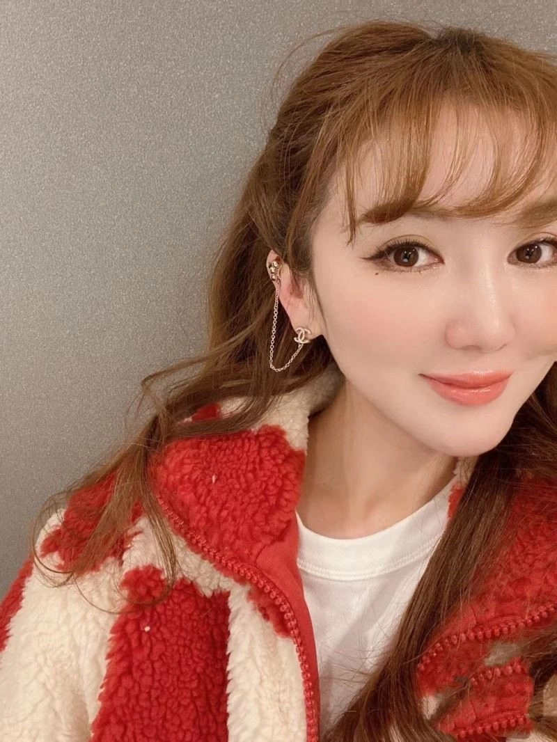Low-cost Chanel Earrings