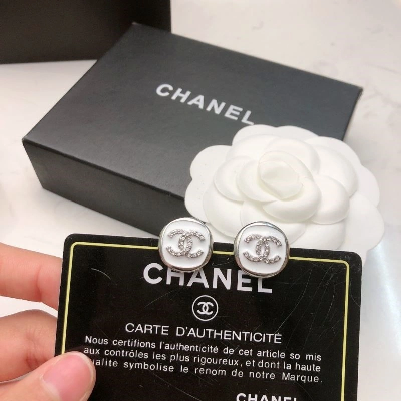 High accuracy Chanel Earrings