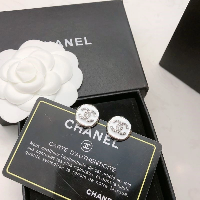 High accuracy Chanel Earrings