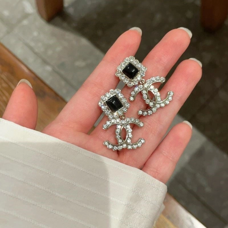 High accuracy Chanel Earrings