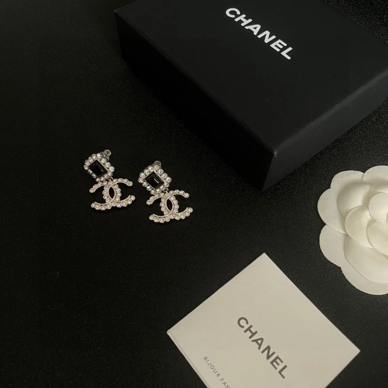 High accuracy Chanel Earrings