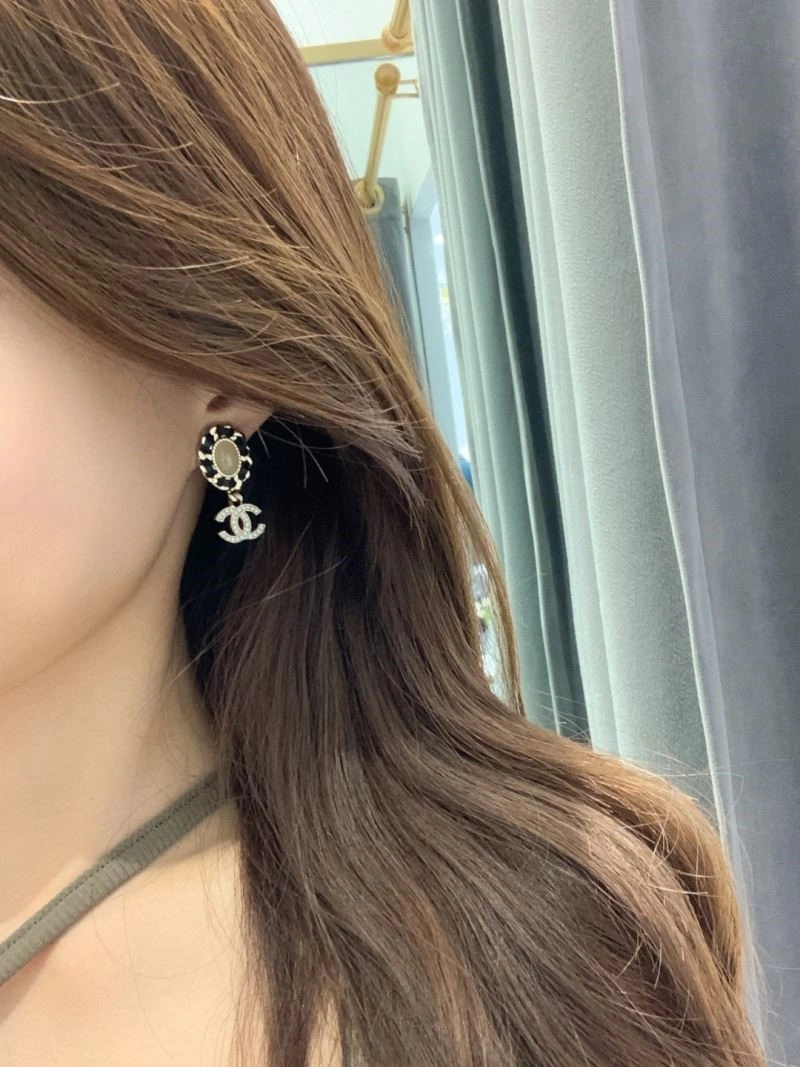 Low-cost Chanel Earrings