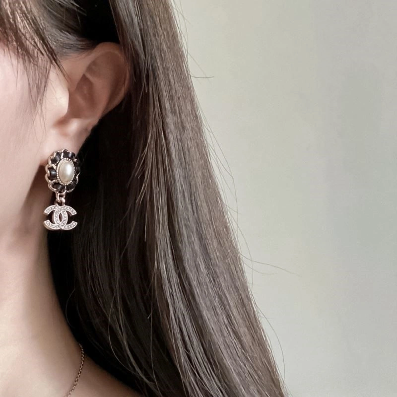 Low-cost Chanel Earrings