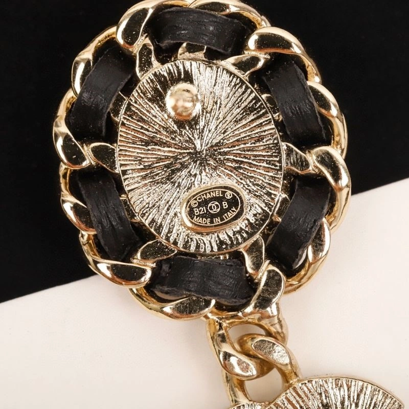 Accurate model Chanel Earrings