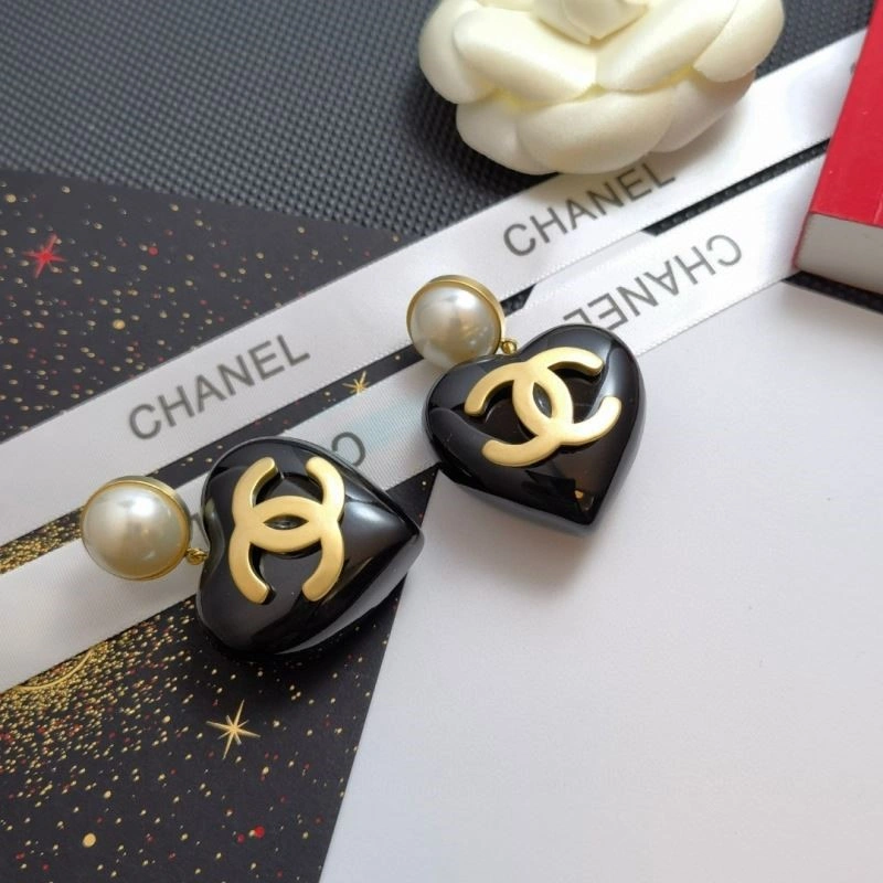 Top mirror Chanel Earrings