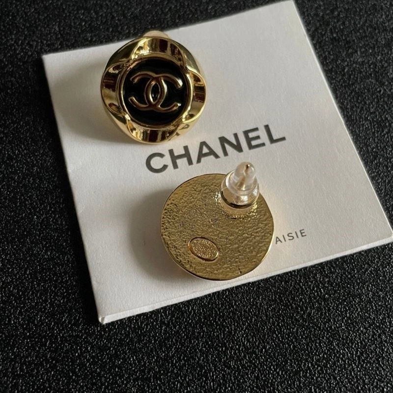 High fidelity Chanel Earrings