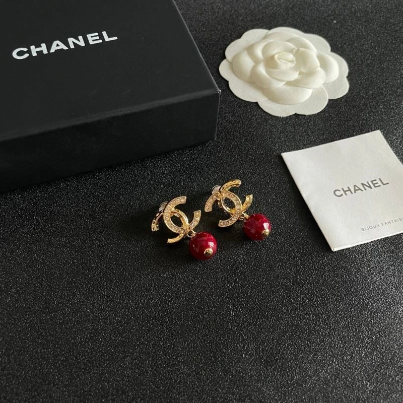 Top match Chanel Earrings