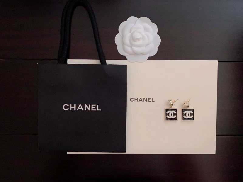 Brand-authenticated Chanel Earrings
